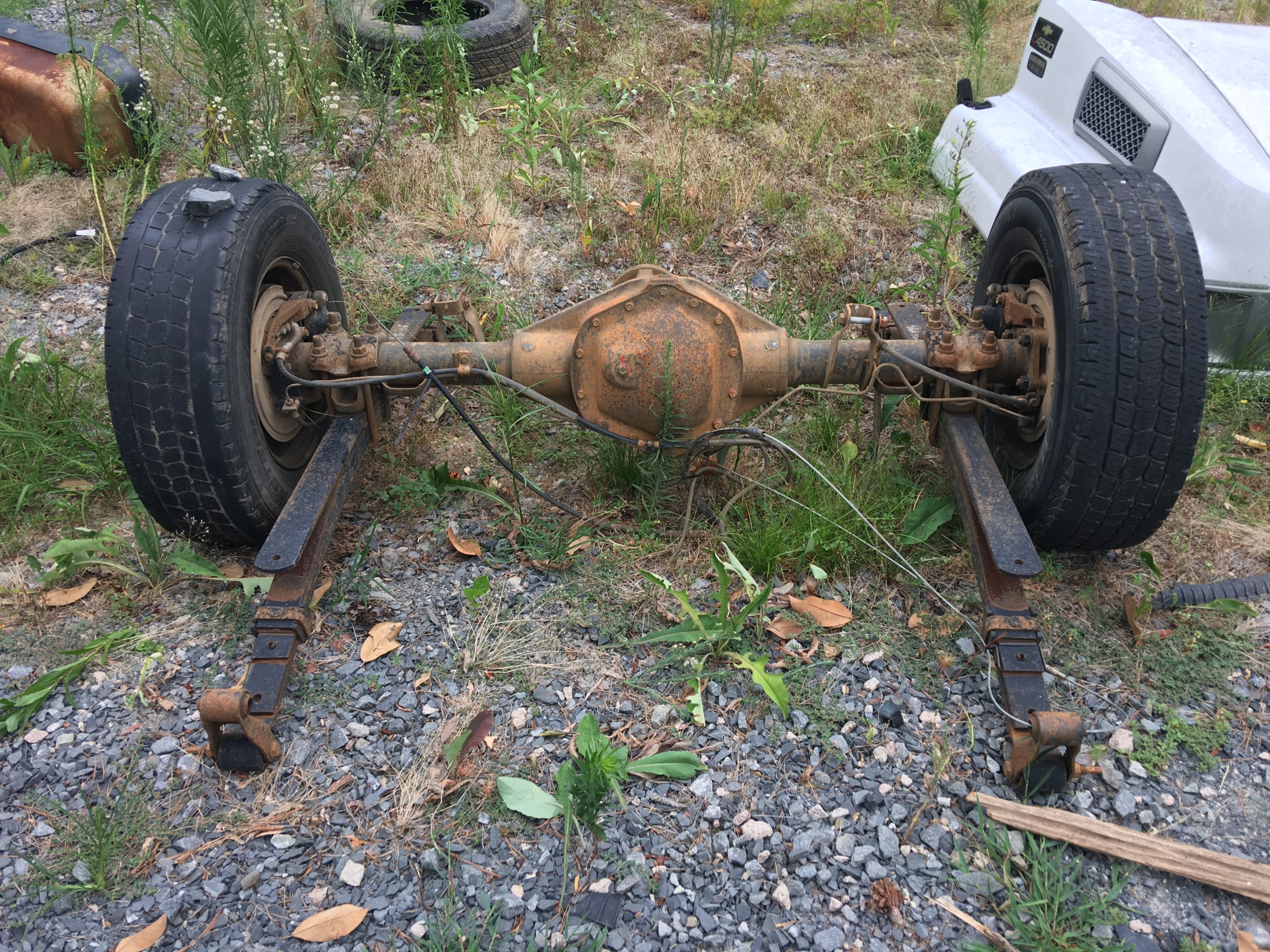 2006 Chevrolet 2500 HD Rear End - The Truck Stop